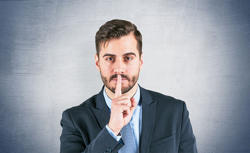 Calla la voz de la duda - Universal México - Universal México